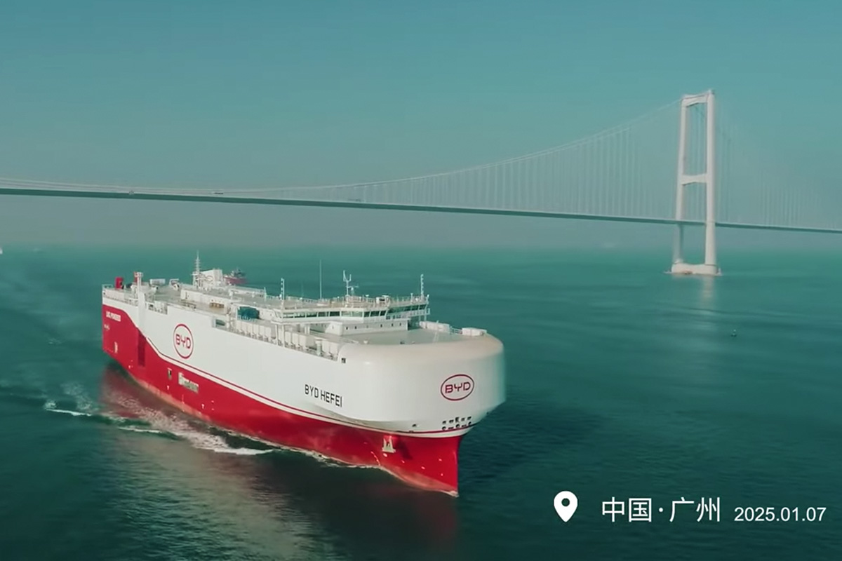 Kapal BYD Hefei Mulai Berlayar, Siap Angkut 7.000 Kendaraan Listrik - Sumber : katafoto.id ...